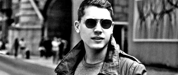 Γνωρίστε τον Cris Cab μέσα από το video clip του "Liar Liar" - tralala.gr