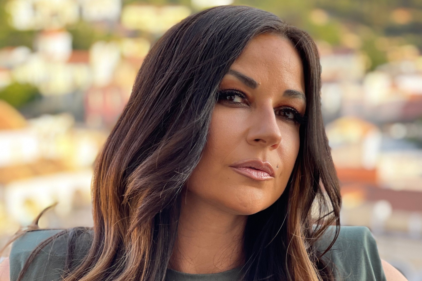 Συνέντευξη | Χρύσπα: «Στις συνεργασίες μου πλέον ξέρω τι θέλω αλλά και ...